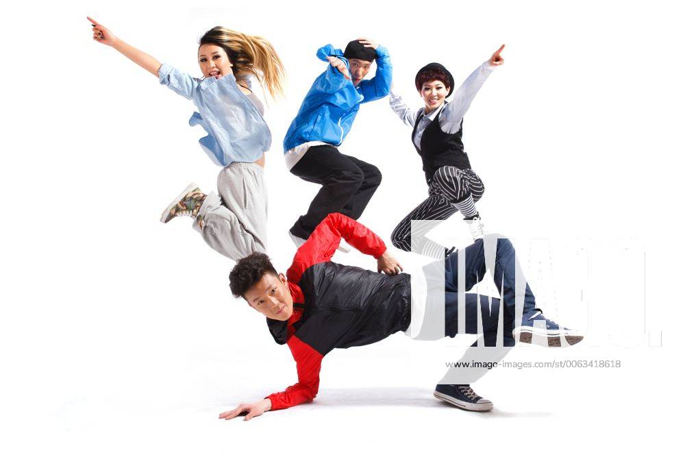 Modelling of cool young people in the dance