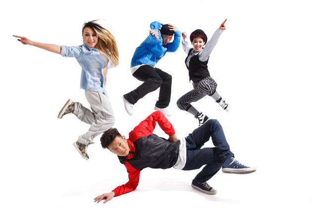 Modelling of cool young people in the dance