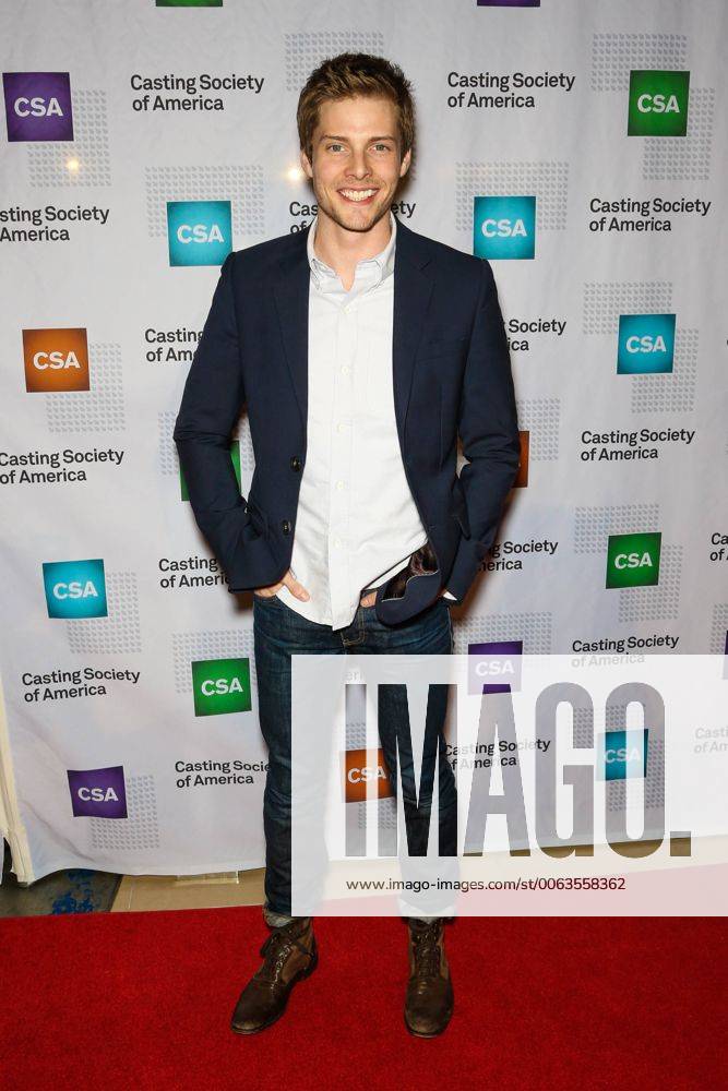 Hunter Parrish Smile