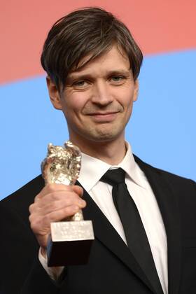 Sturla Brandth Grovlen with the silver bear for best camera on stage ...