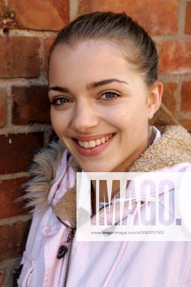 GUTE ZEITEN, SCHLECHTE ZEITEN Neue Gesichter - Potsdam Anne Menden, neu ...