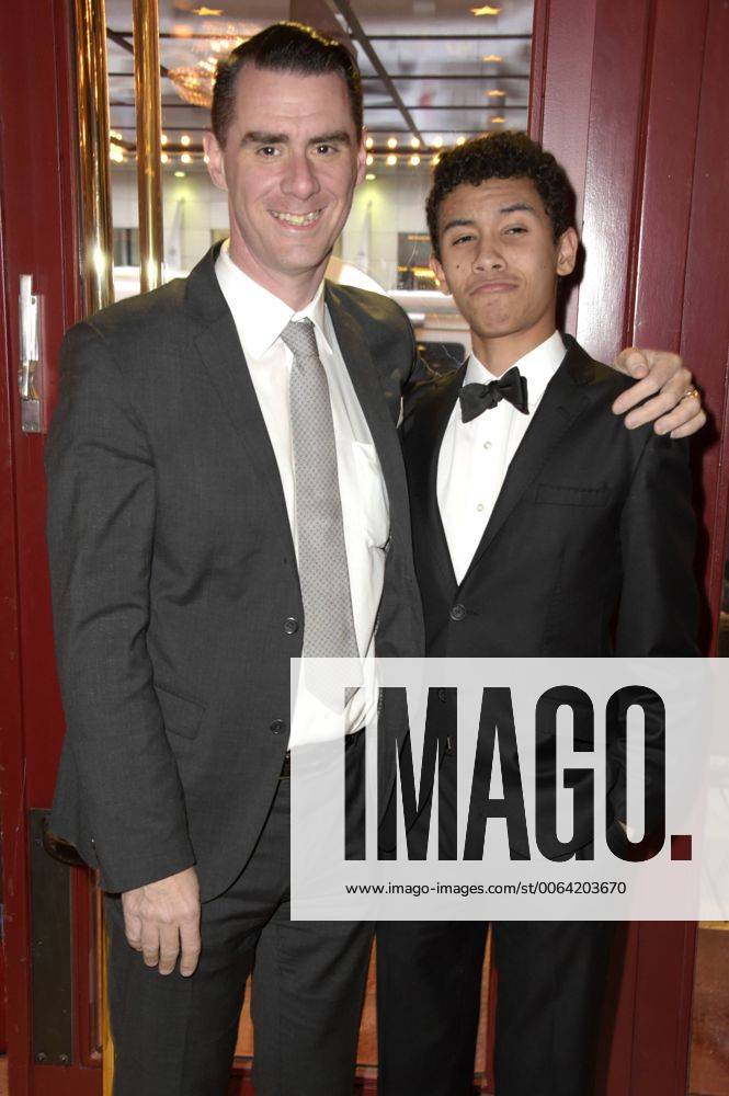 Andrej Hermlin und Sohn David Hermlin bei der Show Hommage an Harald ...