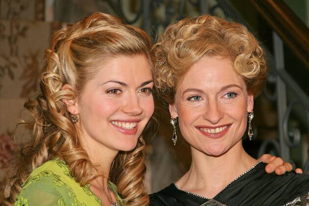 Nina Bott und Mignon Reme in Kostüm und Maske am Set der neuen SAT1 ...