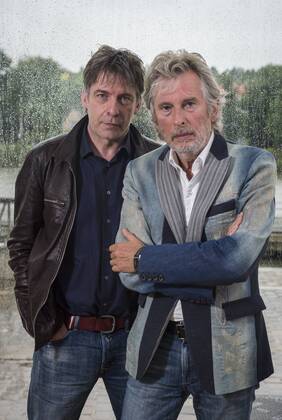 - VILVOORDE, BELGIUM: Luk Alloo and television maker Paul Jambers pose ...