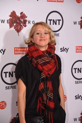 Schauspielerin Anna Böttcher posiert am 30.09.2015 in Köln bei der 25 ...