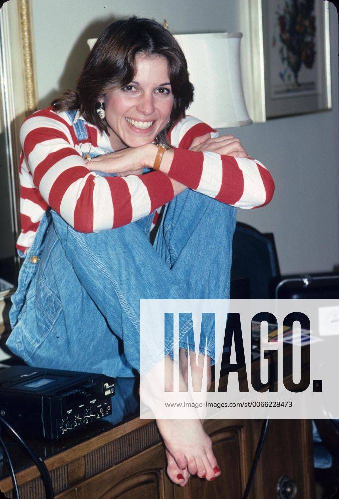 SUSAN SAINT JAMES 1979.Supplied by Photos, inc