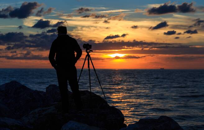 Pisa THEMENBILD - Der 241 km lange Arno entspringt in knapp 1360 Metern ...