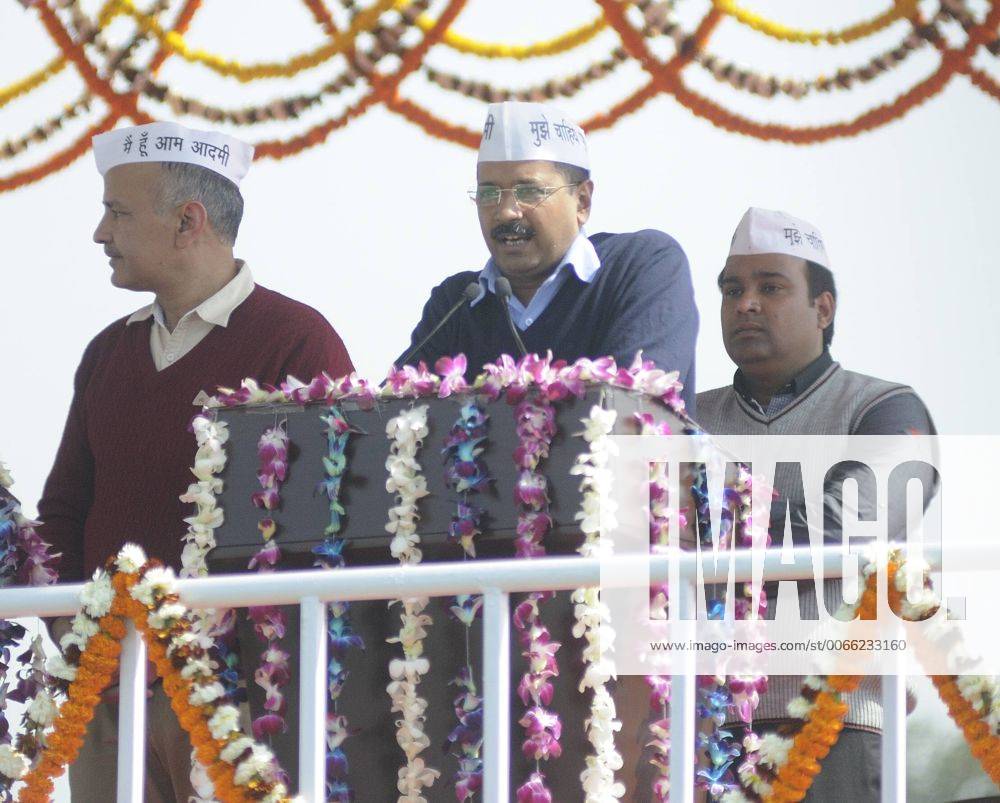 Feb. 14, 2015 - Delhi, India - Arvind Kejriwal and Deputy Chief ...