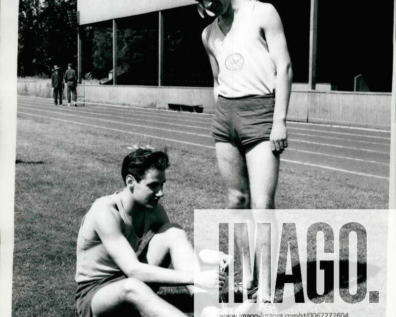 1951 - Twice fast the Milner Twins: Coming up fast in the running ...