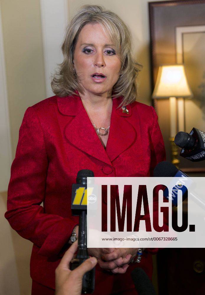 Oct. 06, 2014 - Pinehurst, North Carolina, U.S. - Congresswoman RENEE ...