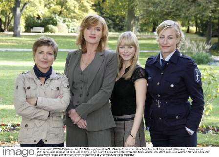 Claudia Schmutzler, Nina Petri, Jasmin Schwiers und Li Hagman ...