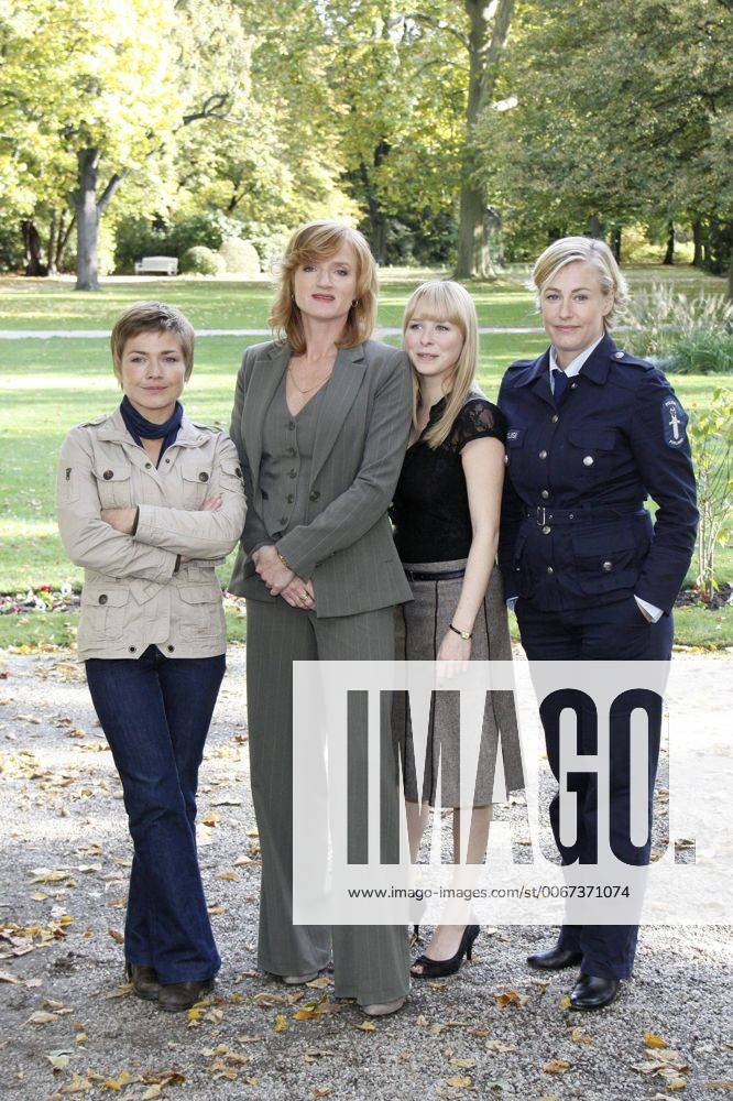 Claudia Schmutzler,Nina Petri,Jasmin Schwiers und Li Hagman. Fototermin ...