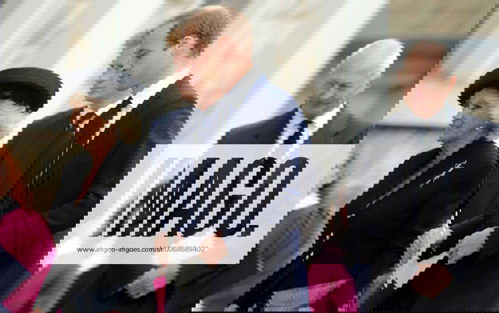 Sept. 11, 2013 - Brentwood, Essex, UK - The funeral for Hugh Van Cutsem ...