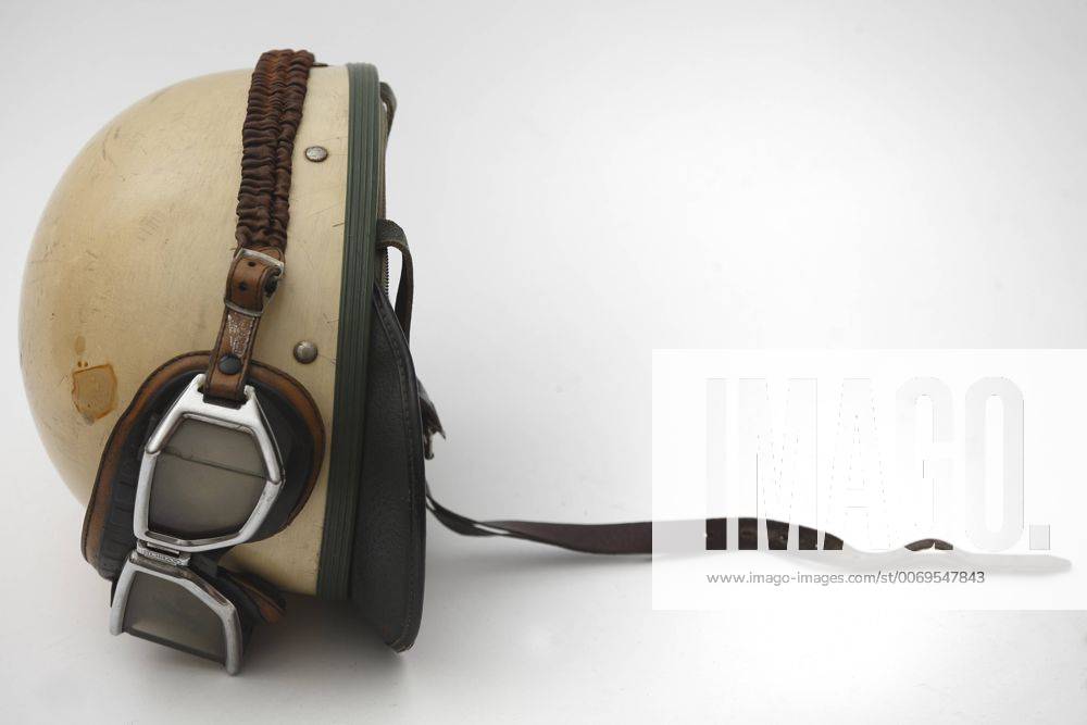 Motorradhelm GER, 20160221, Alter Motorradhelm aus den jünfziger