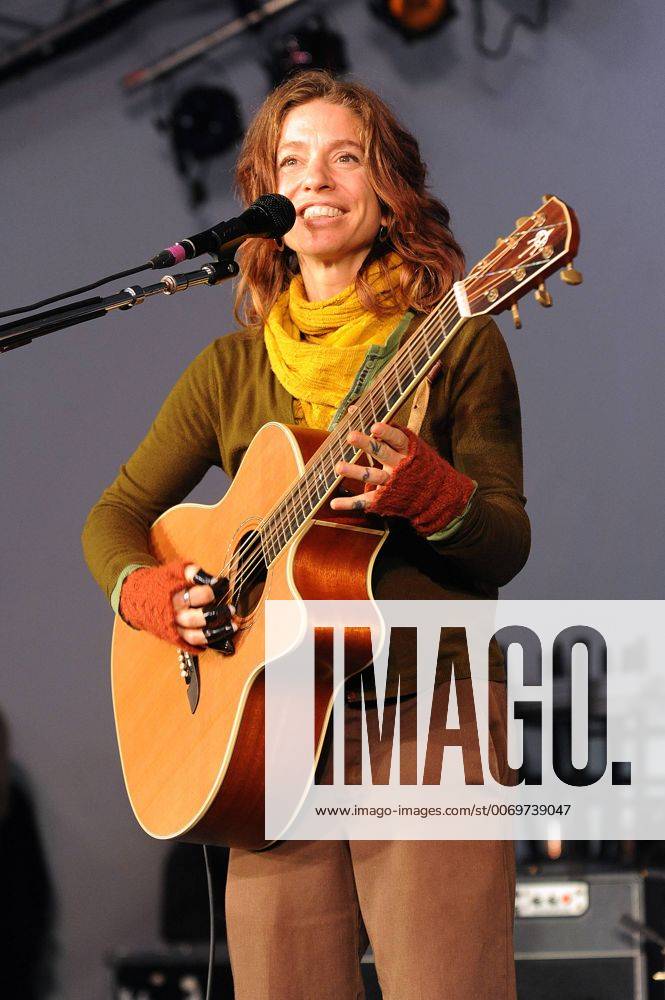 Oct 28, 2011 - New Orleans, Louisiana; USA - Musician ANI DIFRANCO ...