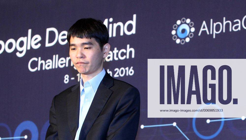 (160310) -- SEOUL, March 10, 2016 -- South Korean professional Go ...