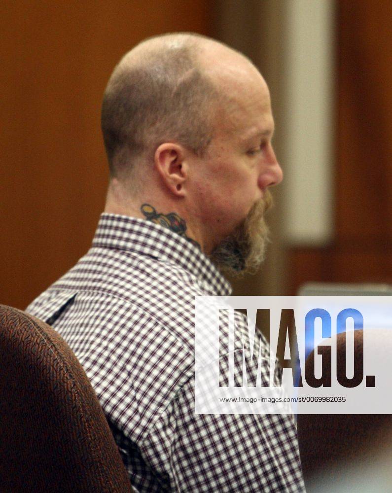 Dec. 8, 2011 - Fairbanks, AK, U.S. - Eric Engman News-Miner.Michael ...