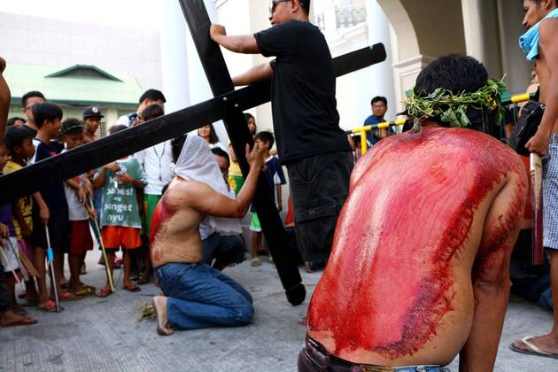 Maundy Self-flagellation A flagellant in front of Metropolitan ...