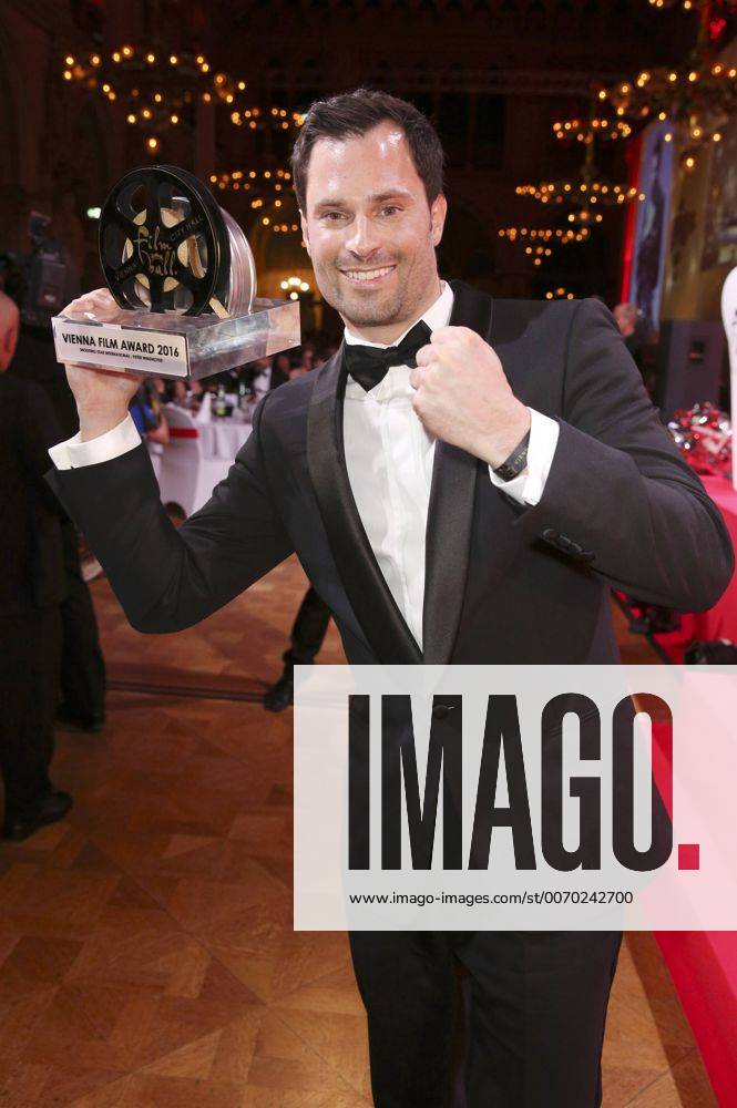 Peter Windhofer beim 7. Filmball Vienna 2016 im Wiener Rathaus. Wien, 01.04.2016 Foto:xS.xGabschx