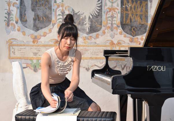 Lesung und Konzert mit Pianistin Suyang Kim und Philosoph Franz Schuh ...