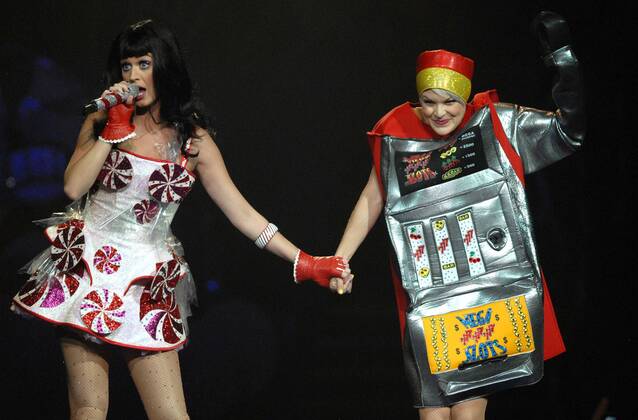 Aug. 13, 2011 - San Jose, CA, USA - Katy Perry, left, performs at the HP Pavilion in San Jose