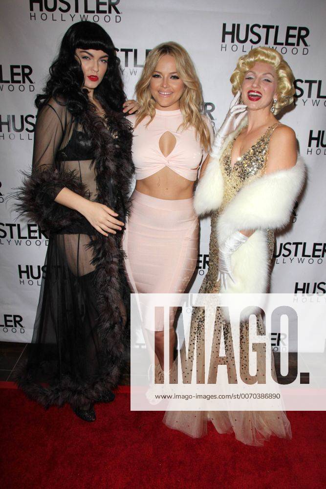 LOS ANGELES - APR 9: Alexis Texas at the Hustler Hollywood Grand Opening at the Hustler Hollywood