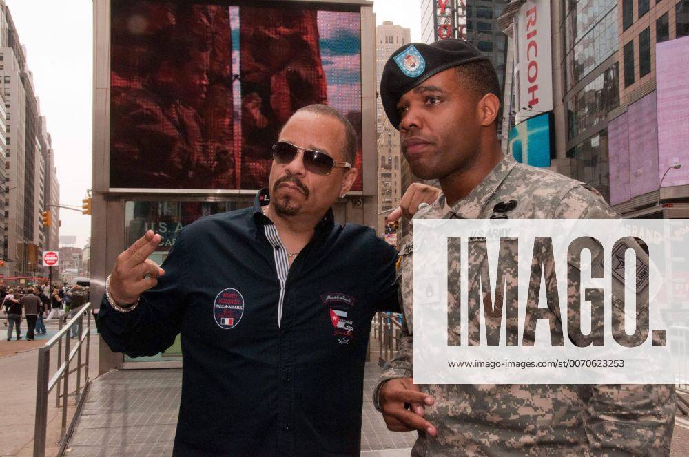 May 03, 2011 - New York, New York, U.S. - ICE-T poses with a soldier in ...