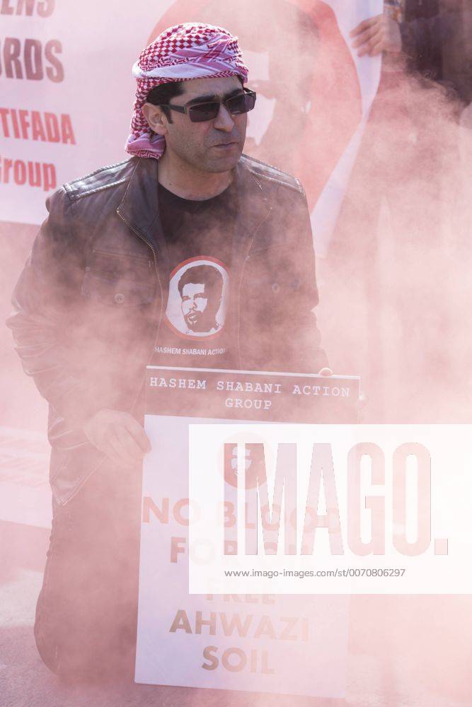 London UK 1 May 2016 Ahwazi Arabs Protesting In Trafalgar Square london-uk-1-may-2016-ahwazi-arabs-protesting-in-trafalgar-square