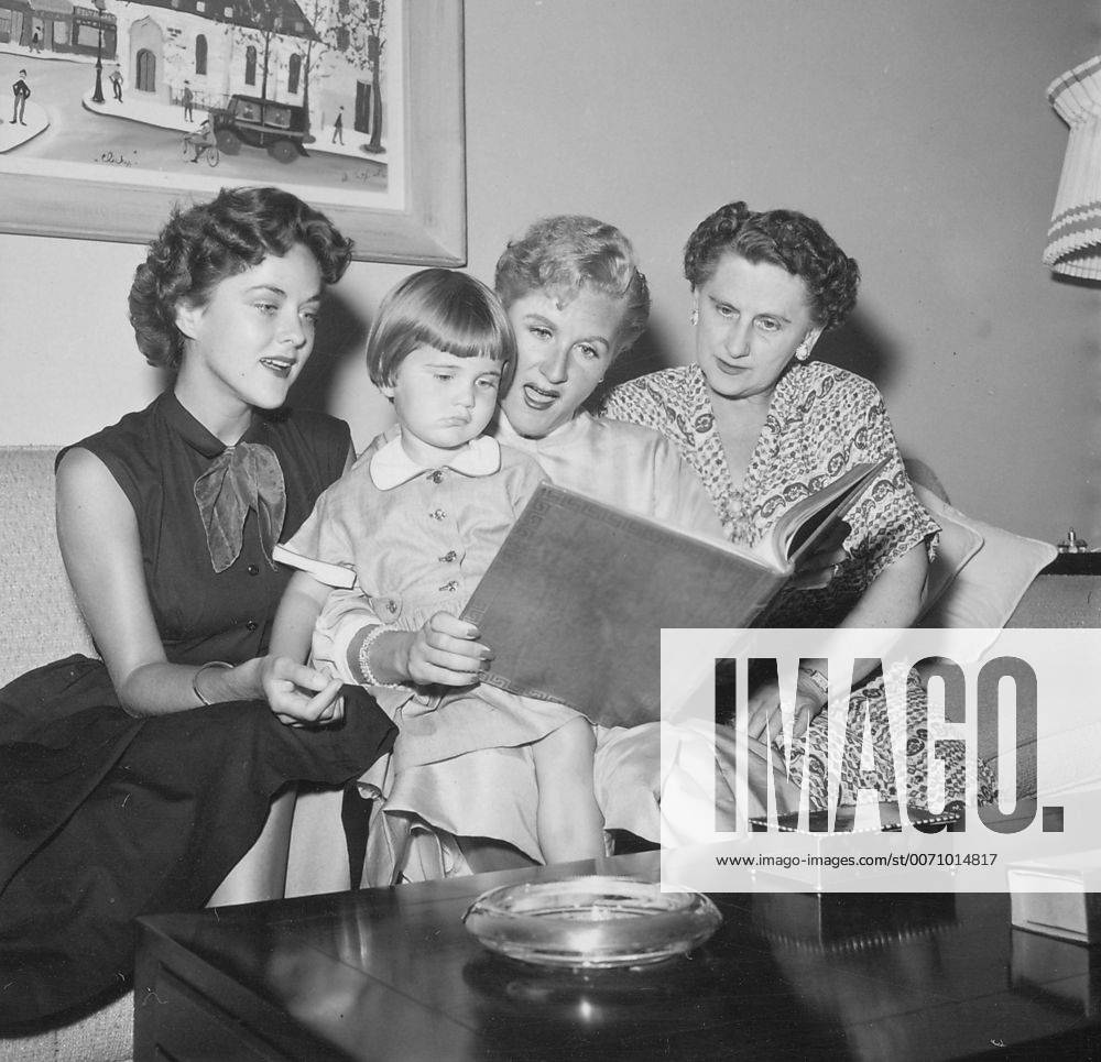 Jan. 14, 2011 - INGER STEVENS with daughter Deborah Busch , mother ...