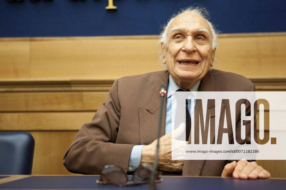 March 29, 2013 - Rome, Italy - Radical Party founder and chief Marco ...