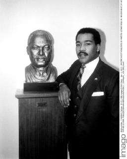 Jan. 1, - 1 1986.DEXTER SCOTT KING, SON OF MARTIN LUTHER KING JR. WITH ...