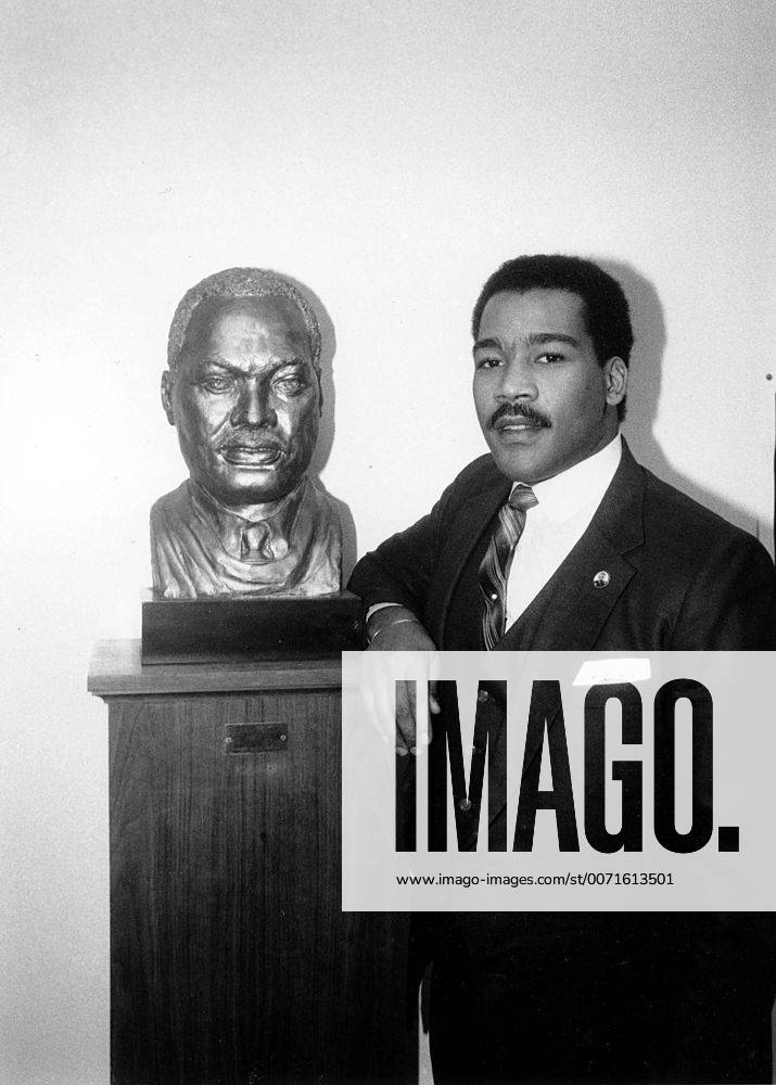 Jan. 1, - 1 1986.DEXTER SCOTT KING, SON OF MARTIN LUTHER KING JR. WITH ...