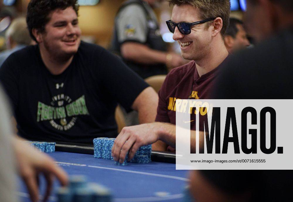 January 31, 2016 - Shakopee, MN - Minnesota, U.S. - Joe Kleason,25 ...