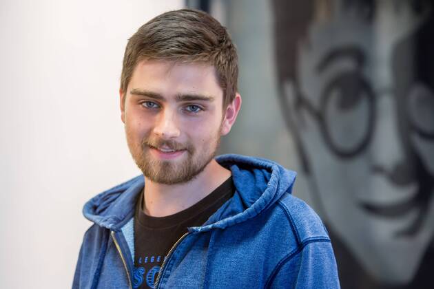 Markus Krojer wurde als neunjaehriger Kinderschauspieler in einer der ...