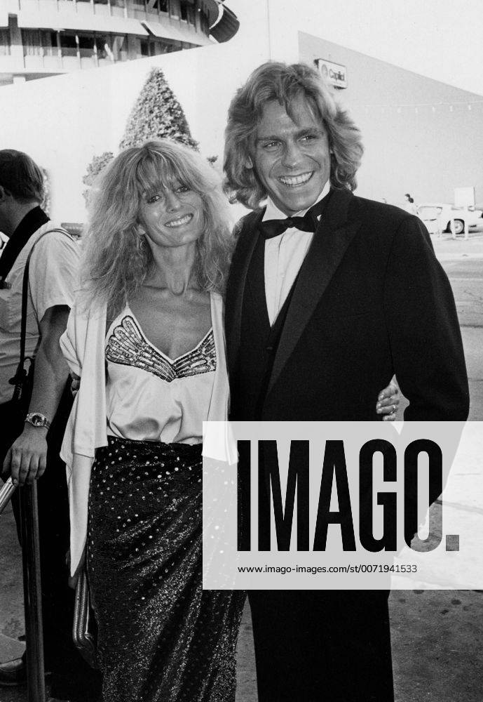 Jan. 28, 2010 - JEFF CONAWAY with wife Rona Newton-John at the US ...