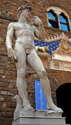 A replica of Michelangelo s masterpiece David which stands in front of ...