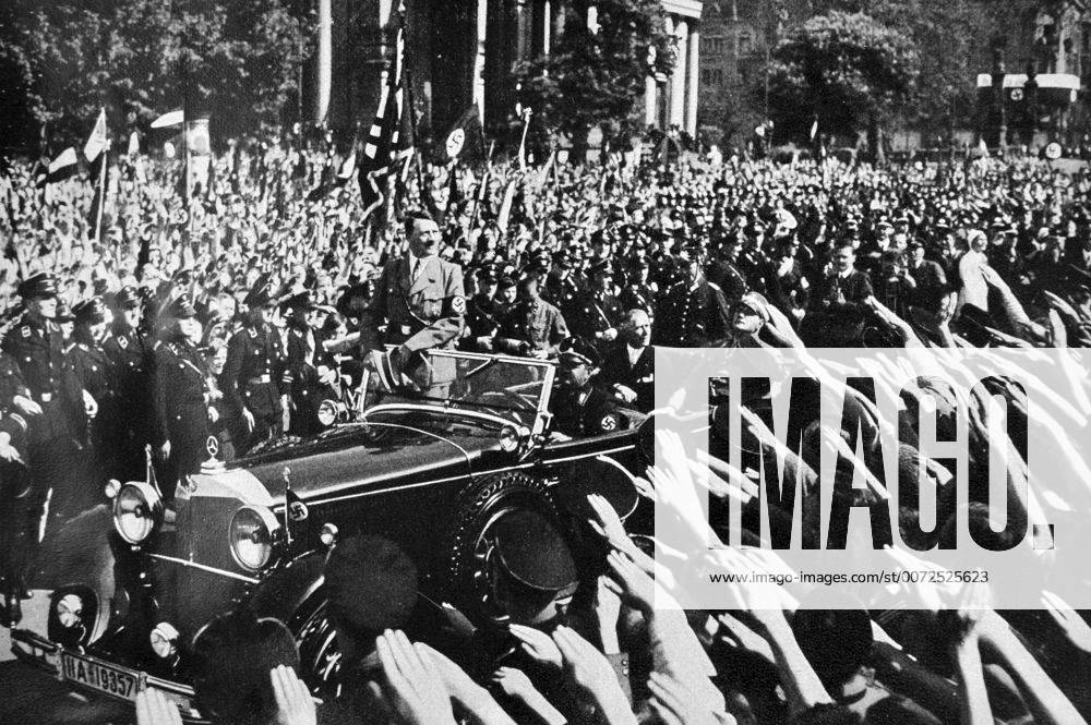 Adolf Hitler and Josef Goebbels meet selected young Nazi Party workers ...