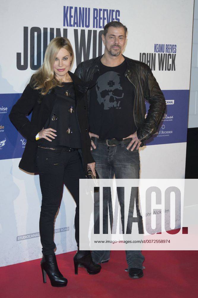Xenia Seeberg und Sven Martinek - JOHN WICK Preview im PopUp-Kino in ...