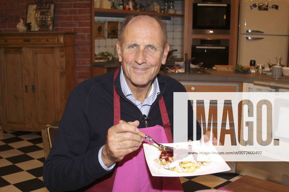 Hans-Joachim Stuck bei der Aufzeichnung der ZDF Talk- und Kochsendung ...