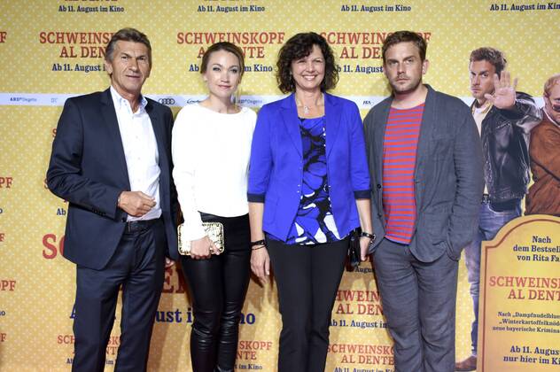 Klaus Augenthaler, Lisa Maria Potthoff, Ilse Aigner und Sebastian ...