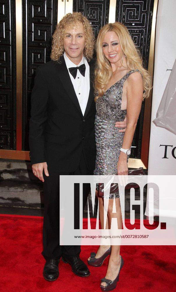 June 13, 2010 - New York, New York, U.S. - DAVID BRYAN and his wife ...