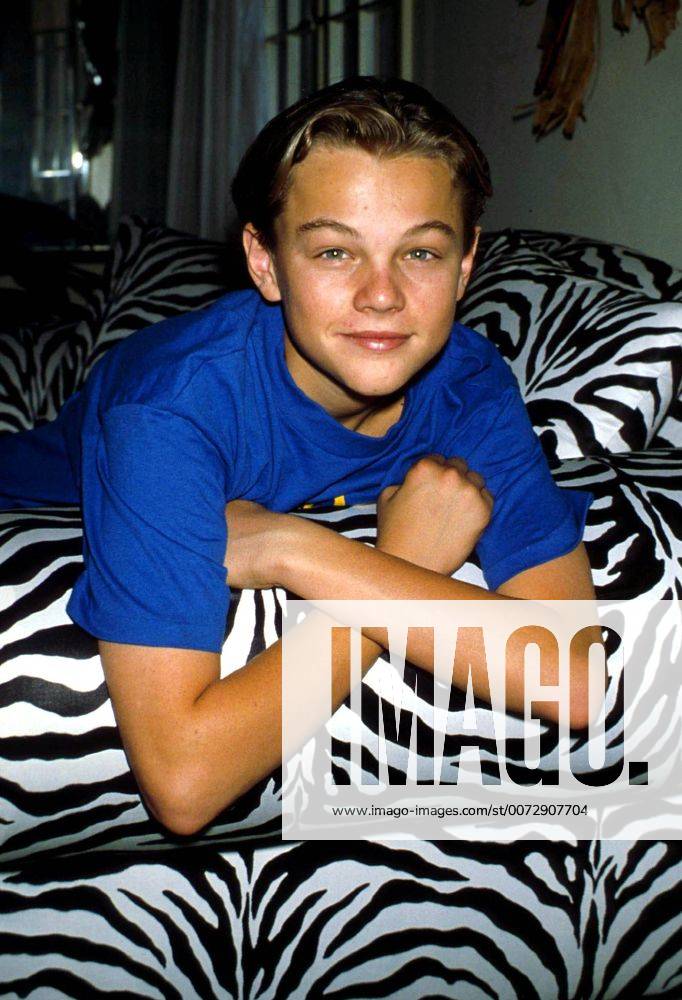 K12137BVI. 1998.LEONARDO DICAPRIO.PHOTO BY BOB VILLARD GLOBE PHOTOS,INC