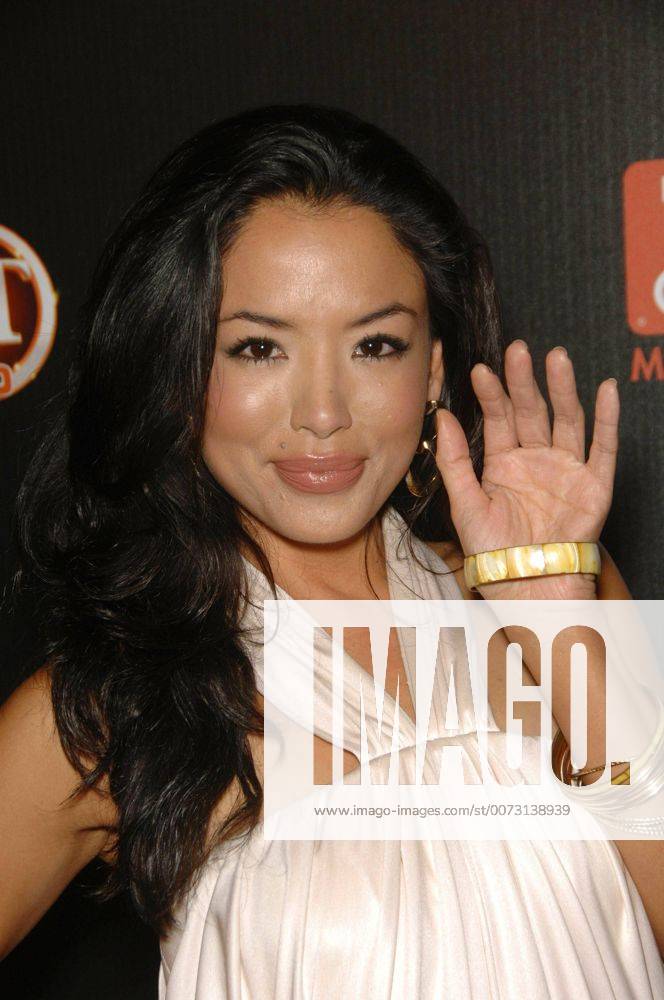 Stephanie Jacobsen Hot