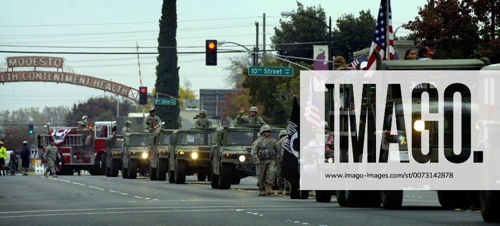 Veterans Day Parade, Modesto CA....military vehicles from the 184th ...