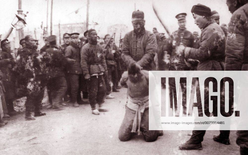 Execution of rebels in Beijing, China following the Boxer Rebellion ...