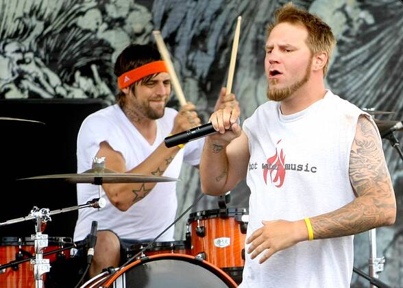 Staff photo by Bill Ingram The PBPost -- RPB -- Brock Lindow, singer ...
