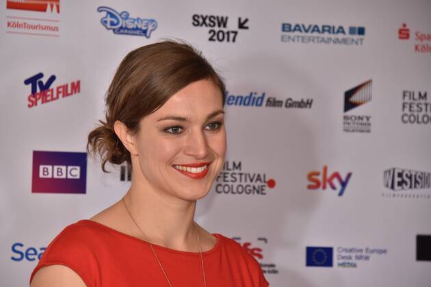 Die Schauspielerin Franziska Hartmann posiert am 10.10.2016 in Köln ...