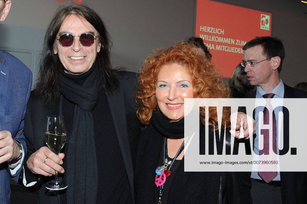 27. Fred Jay Preisverleihung der GEMA Ferdinand Foerster mit Ehefrau ...