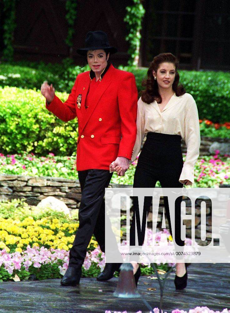 Michael Jackson And His Kids At Neverland Ranch