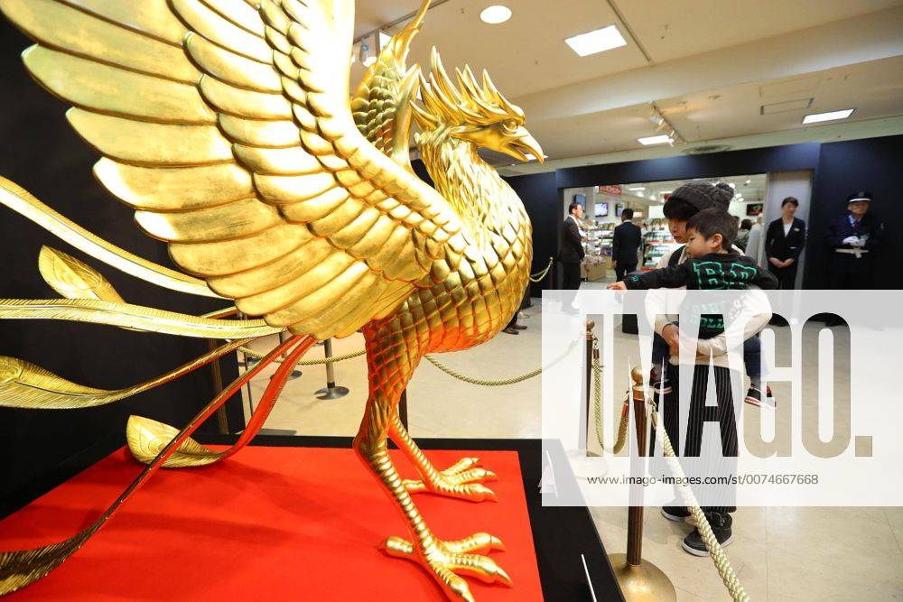 Chinese Phoenix Statue